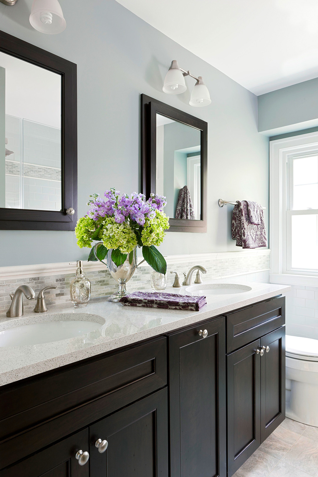 20 Elegant Popular Paint Colors For Bathrooms Home Decoration And